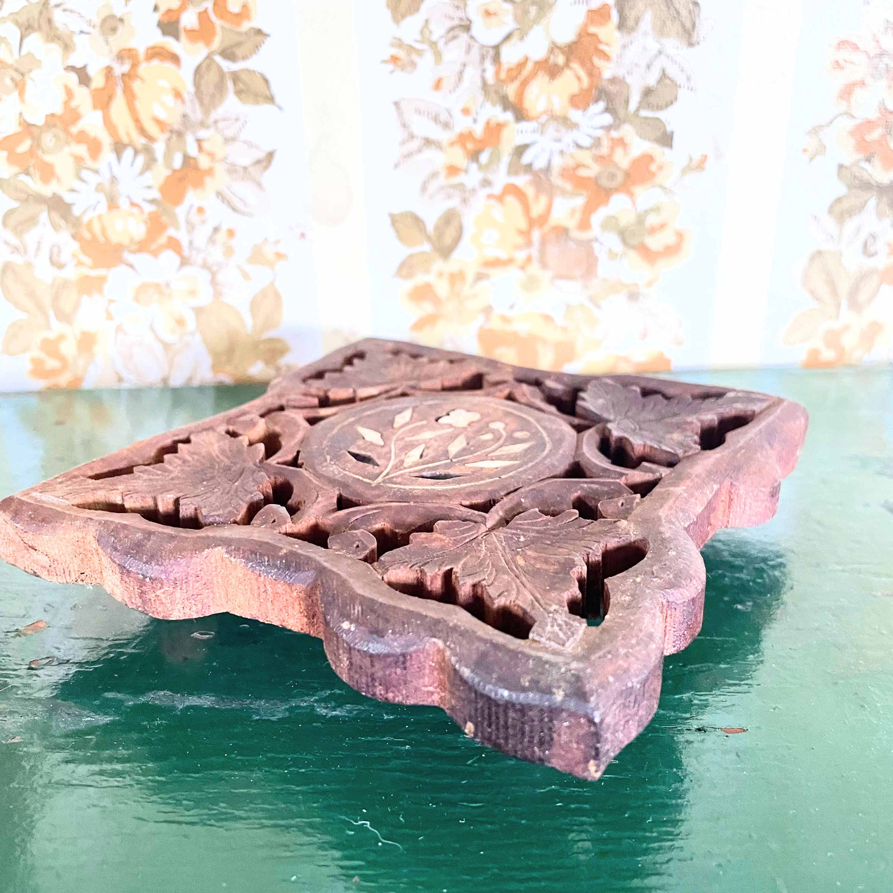 Mini Made in India Sandalwood Trivet With Bone Inlay Mini Plant Stand ...