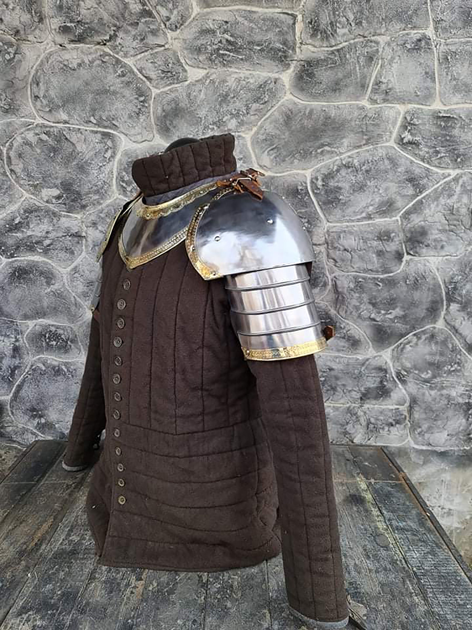 Shoulders Protection Set Pair of Pauldrons With Gorget Steel - Etsy