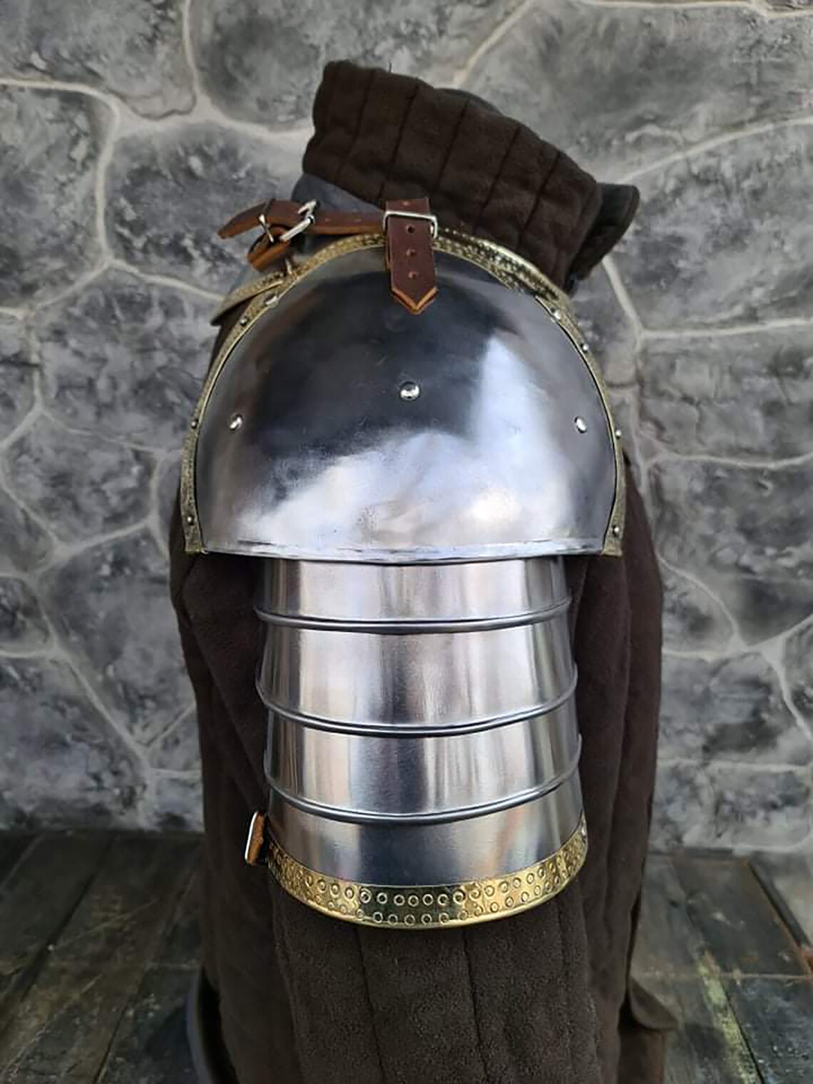 Shoulders Protection Set Pair of Pauldrons With Gorget Steel - Etsy