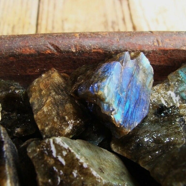 Rough Labradorite - Etsy