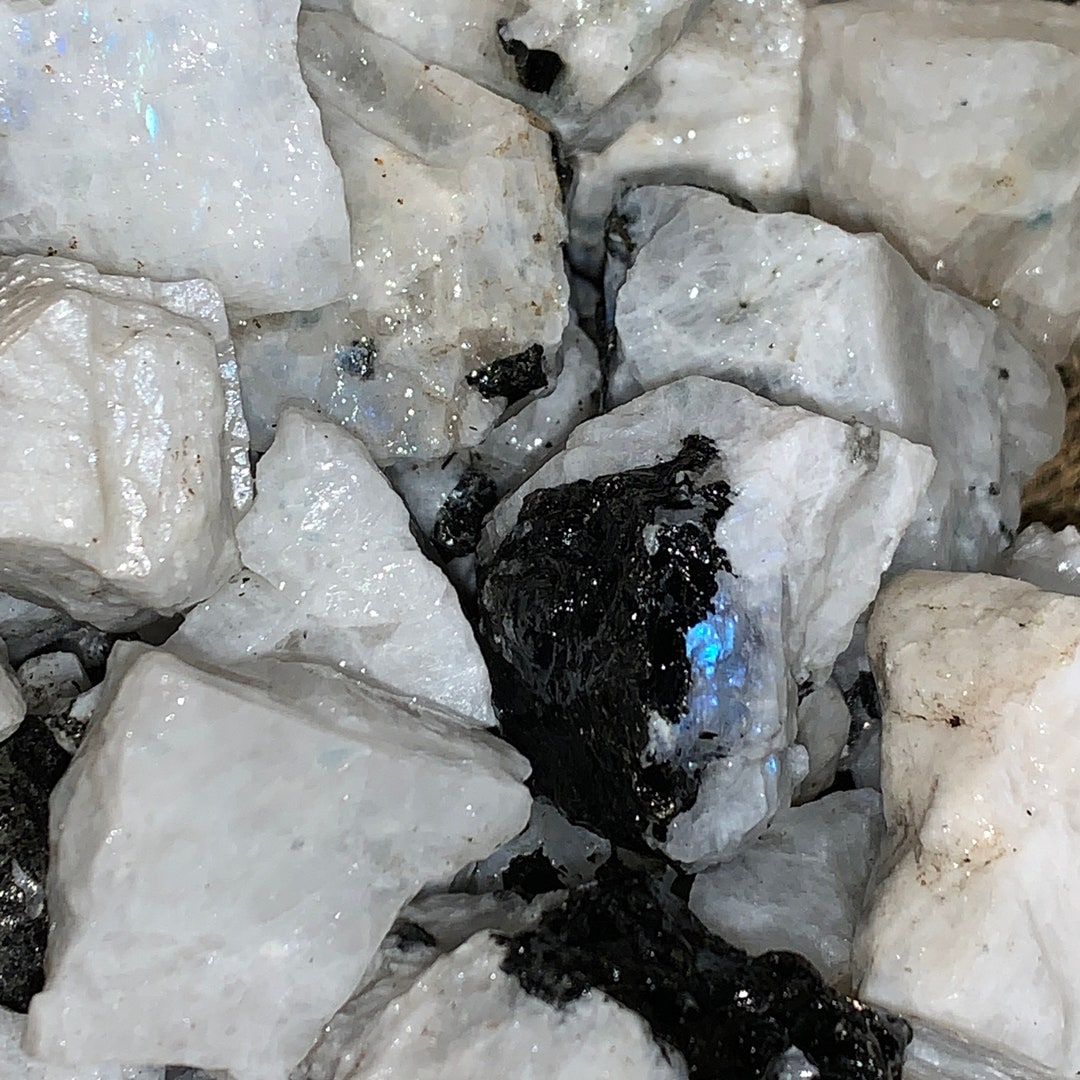 Big Sale!! 1000 Carat Lots of Natural Rainbow Moonstone Rough + a Nice ...