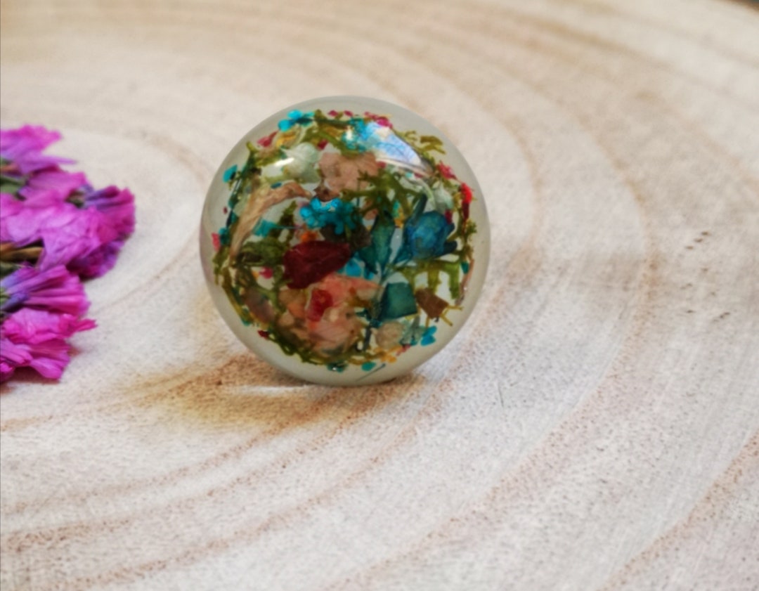 Botanical Ring With Natural Dried Flowers. Resin Ring and Dried Flowers ...