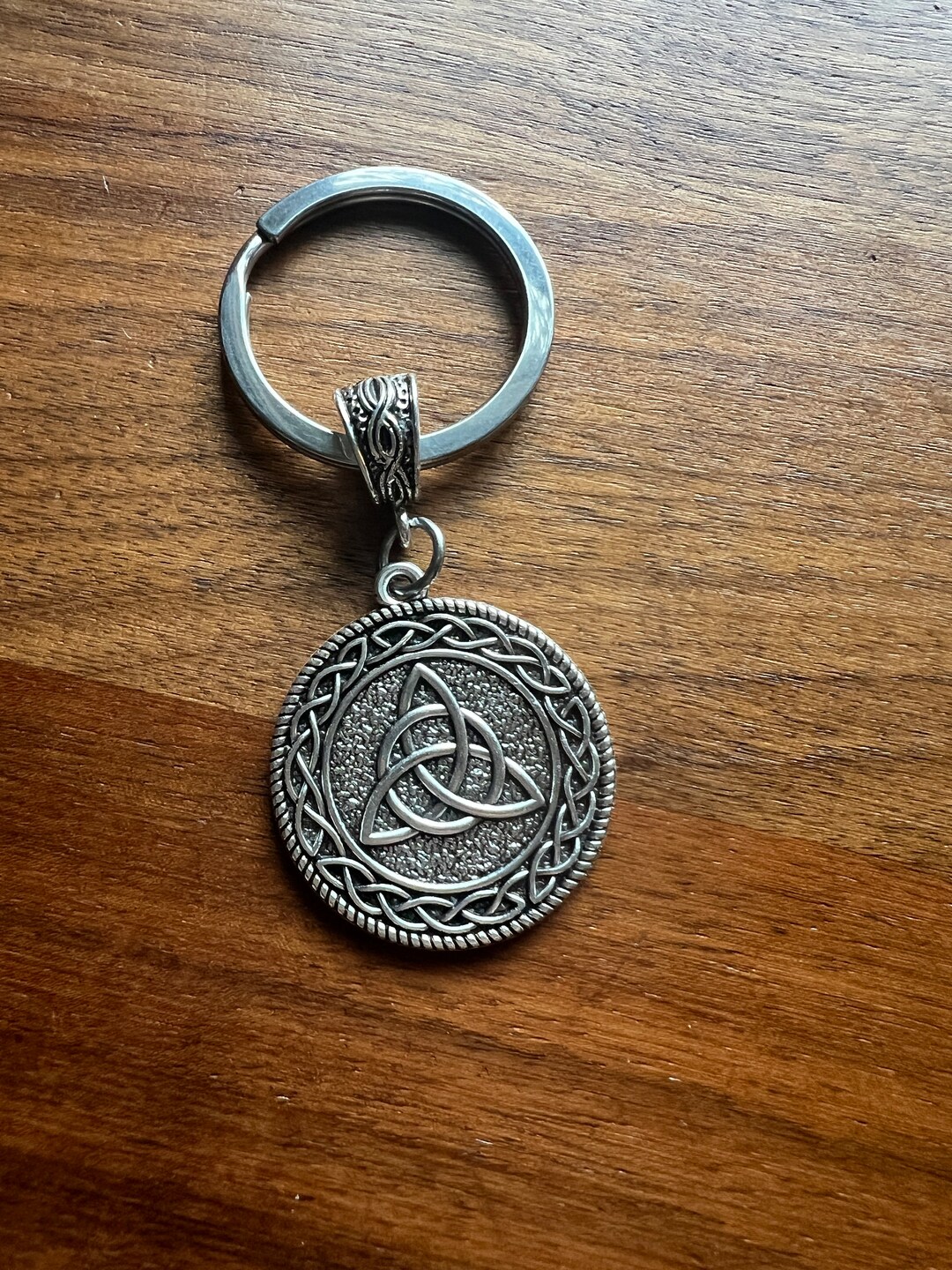 Triquetra Celtic Knots Keychain Zipper Pull Double Sided - Etsy