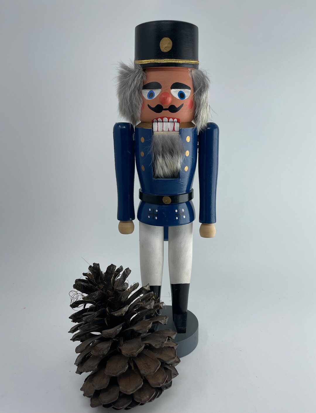 Vintage Nutcracker Policeman, Erzgebirge Folk Art, GDR, Christmas ...