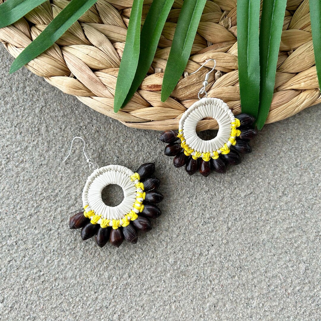 Marshallese Earrings - Dark Alu Shell Rounds - Handmade Micronesian ...