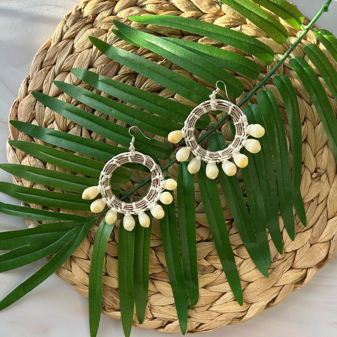 Micronesian Earrings - Light Alu Shell Rounds - Marshallese Handmade ...