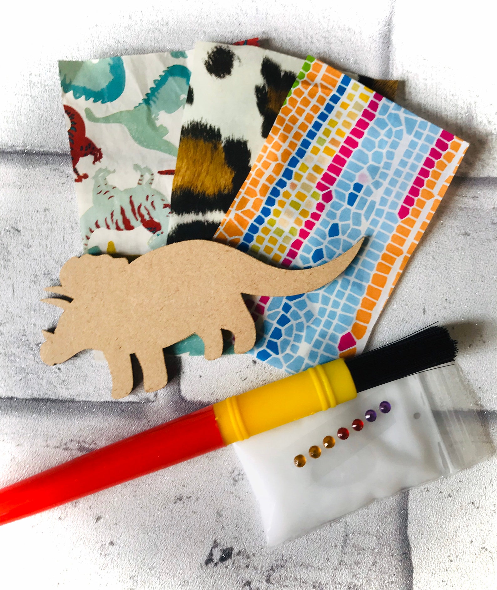 Decopatch Craft Kit-party Bag Favour/fillers-craft Party - Etsy