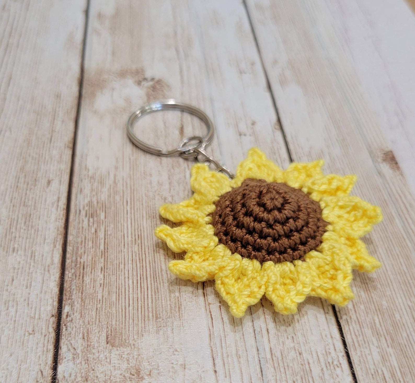 Sunflower crochet keychain amigurumi flower | Etsy