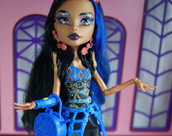 Monster High Signature Series Robecca Steam Doll and Pet Captain Penny ...
