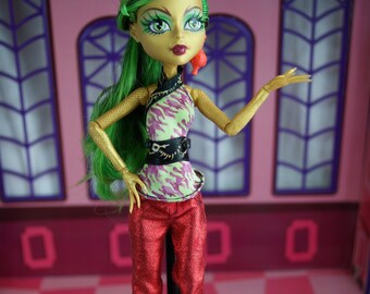 Monster High Jinafire Long Scaris City of Frights Doll Mattel 2012 #5 - Etsy