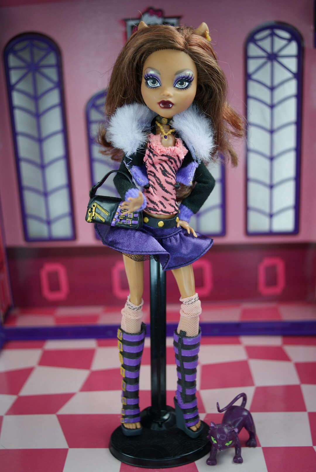 Monster High Clawdeen First Wave Signature Series Original Doll and Her ...