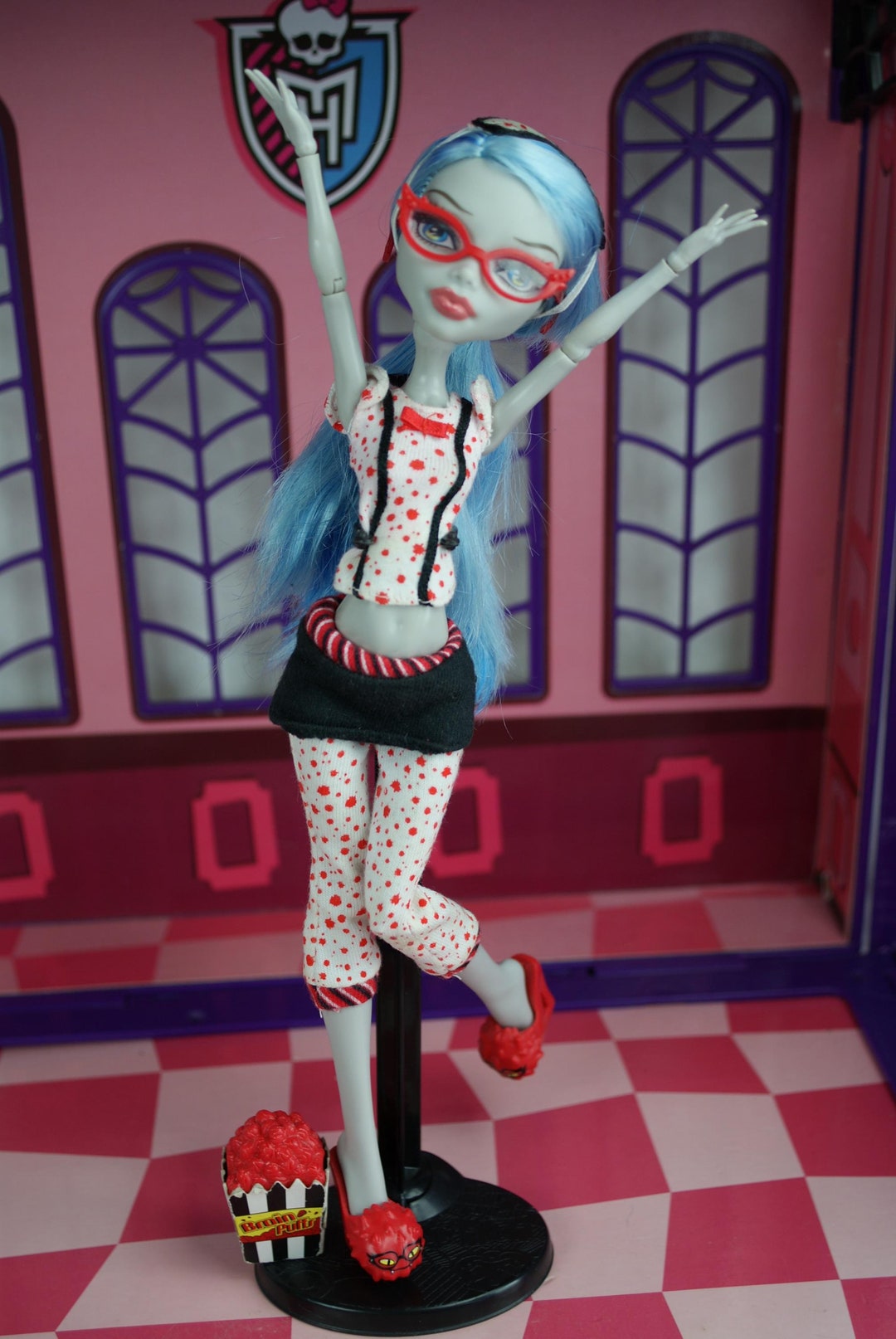 Monster High Dead Tired Ghoulia Yelps Doll Mattel 2011 3 - Etsy