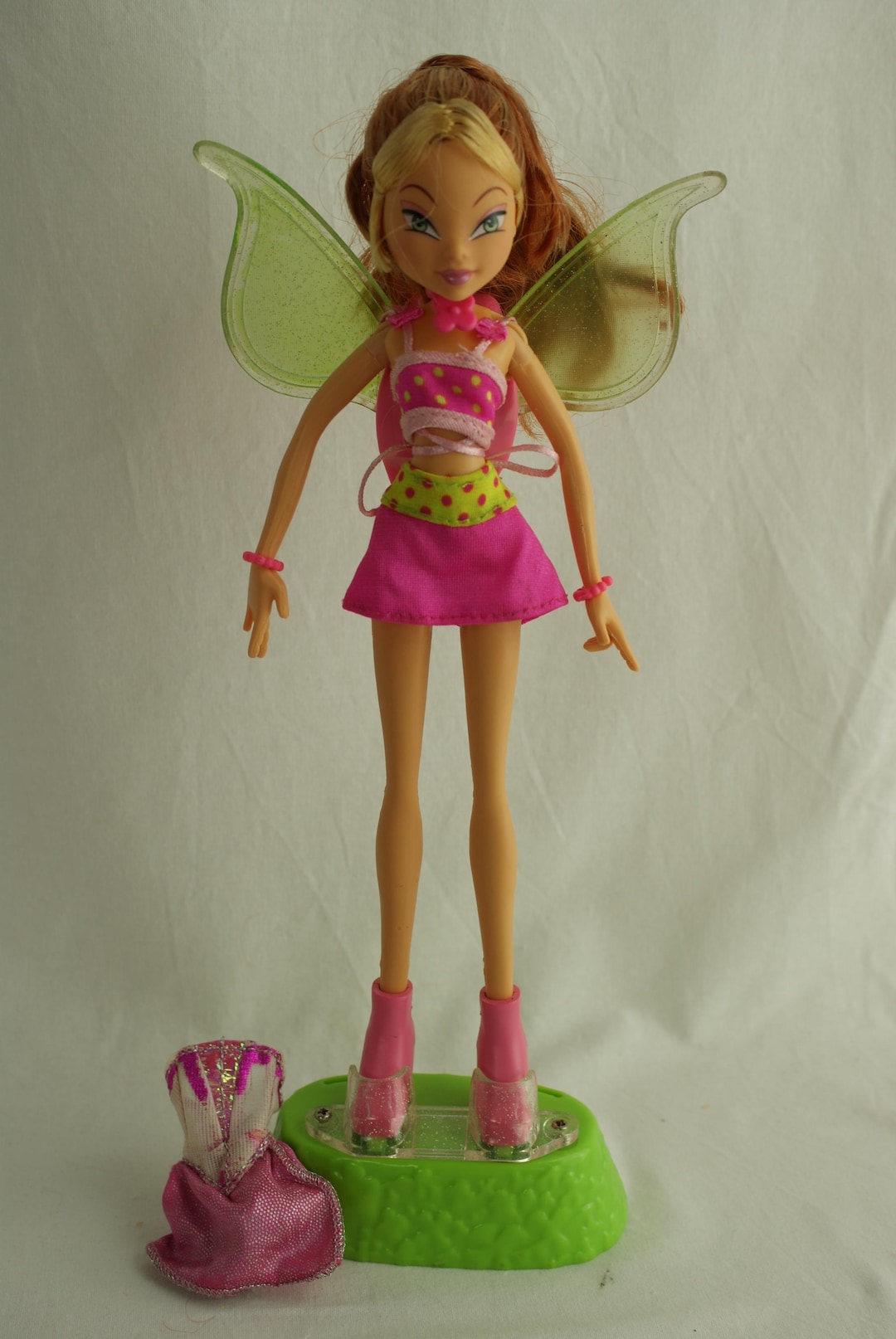 Winx Club Flutter Magic Flora Doll Mattel 2006 #10 - Etsy