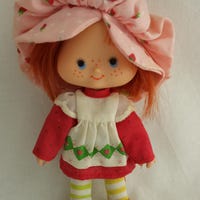 Vintage Style Strawberry Shortcake Berrykin Doll | European Re-issue ...