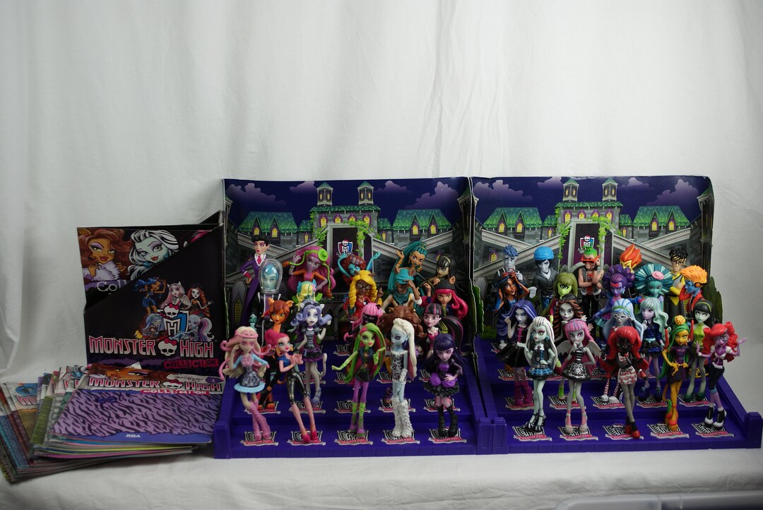 Monster High Collection Complete Set of 40 Figures RBA Figurine Mattel ...