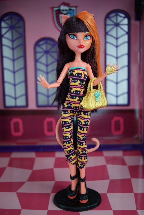 Monster High Freaky Fusion Cleolei Drawing