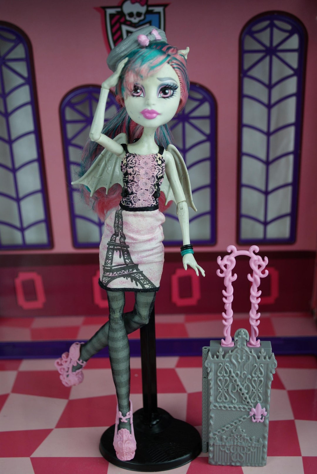 Monster High Rochelle Goyle Doll Scaris City of Frights Mattel 2012 8 ...