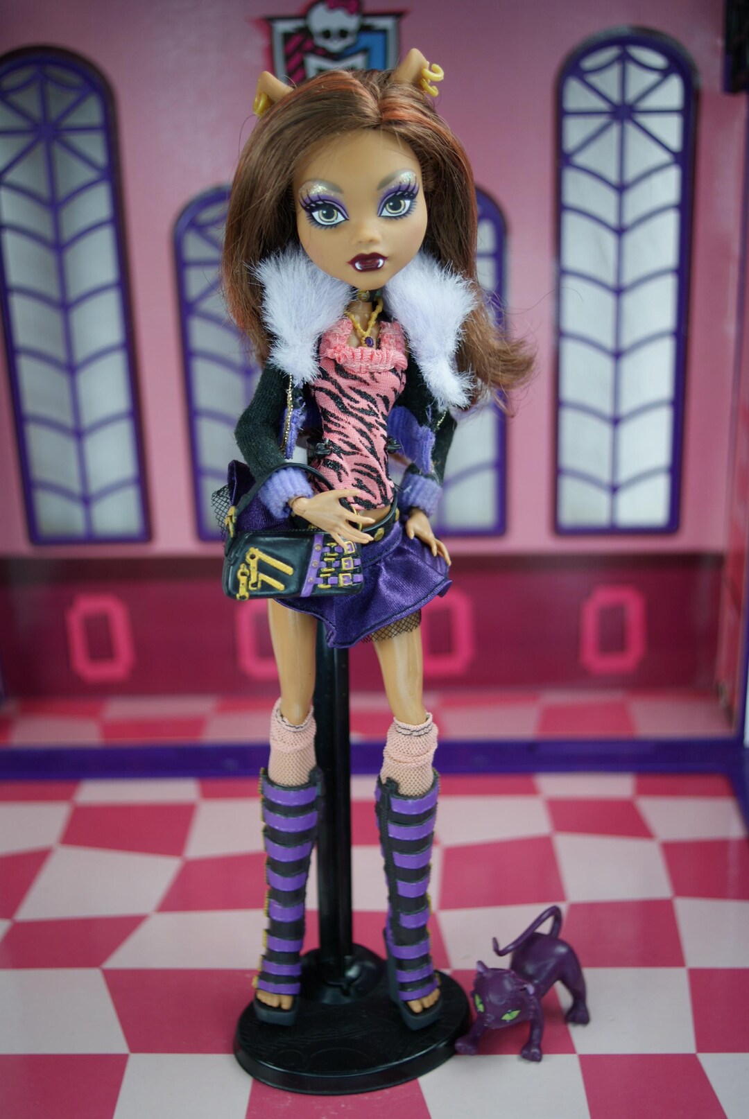 Monster High Clawdeen First Wave Signature Series Original Doll and Her ...