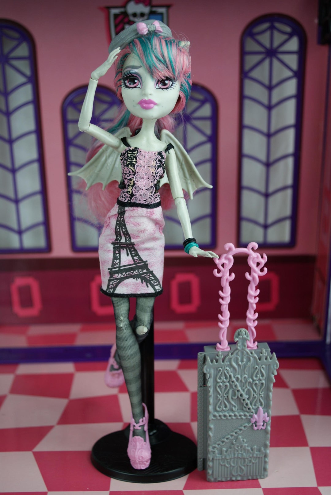 Monster High Rochelle Goyle Doll Scaris City of Frights Mattel 2012 #5 ...
