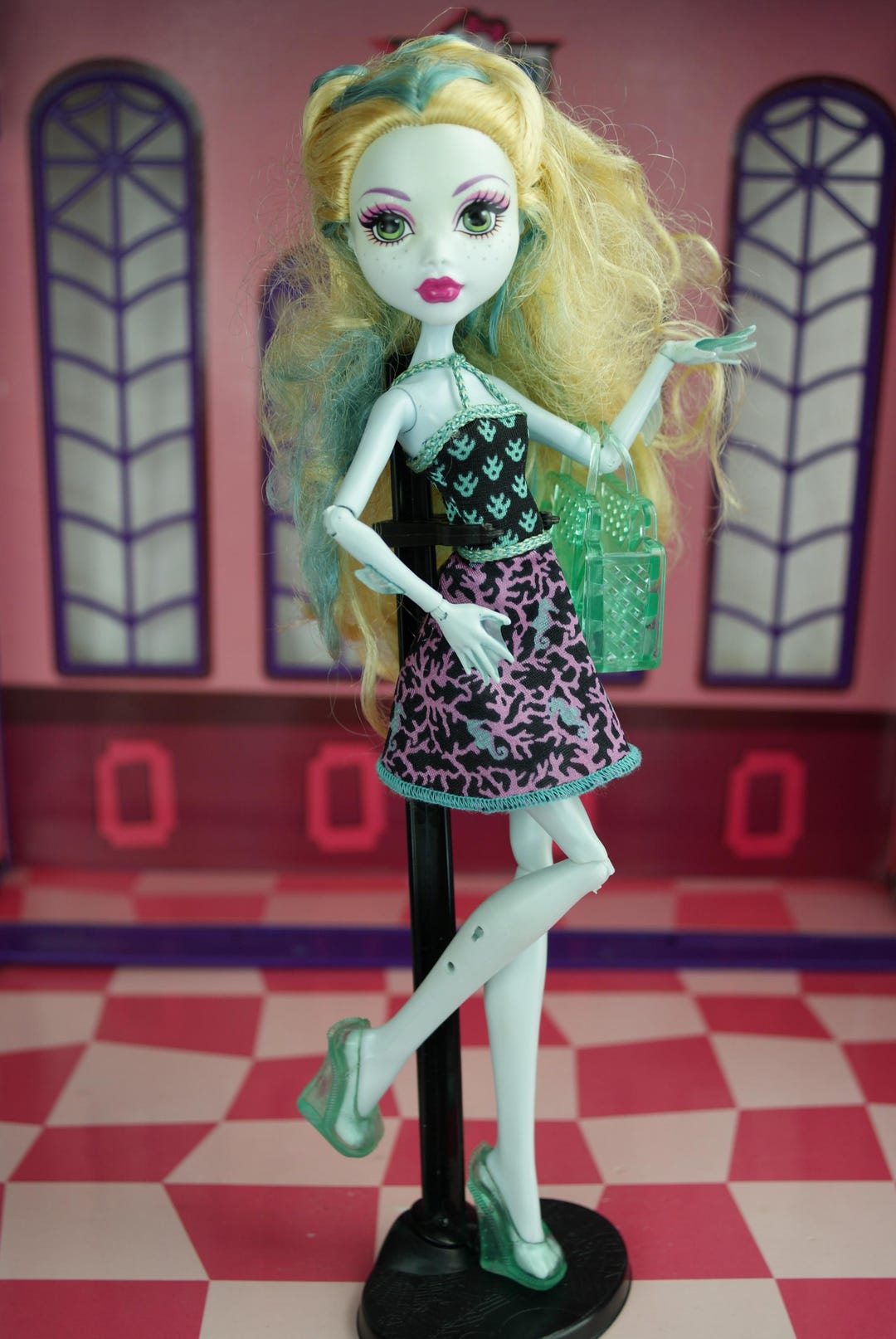 Monster High Ghoul's Night Out Lagoona Blue Doll in Basic Fashion Dress ...
