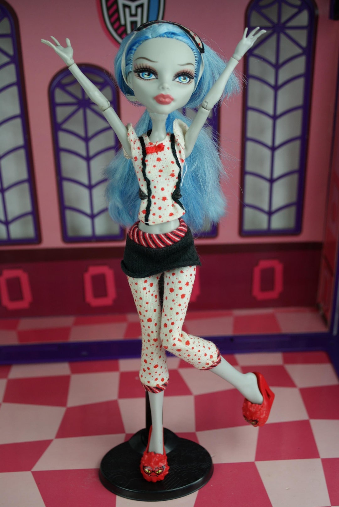 Monster High Dead Tired Ghoulia Yelps Doll Mattel 2011 #8 - Etsy