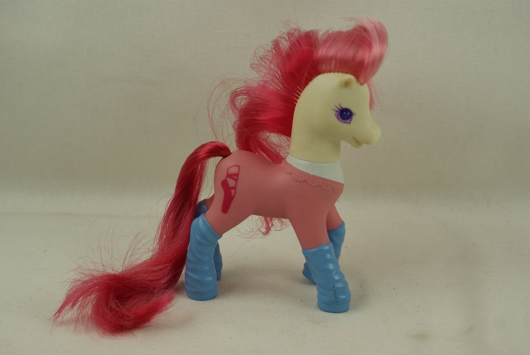 My Little Pony Satin Slipper Secret Surprise Friends Dancer Wednesday ...
