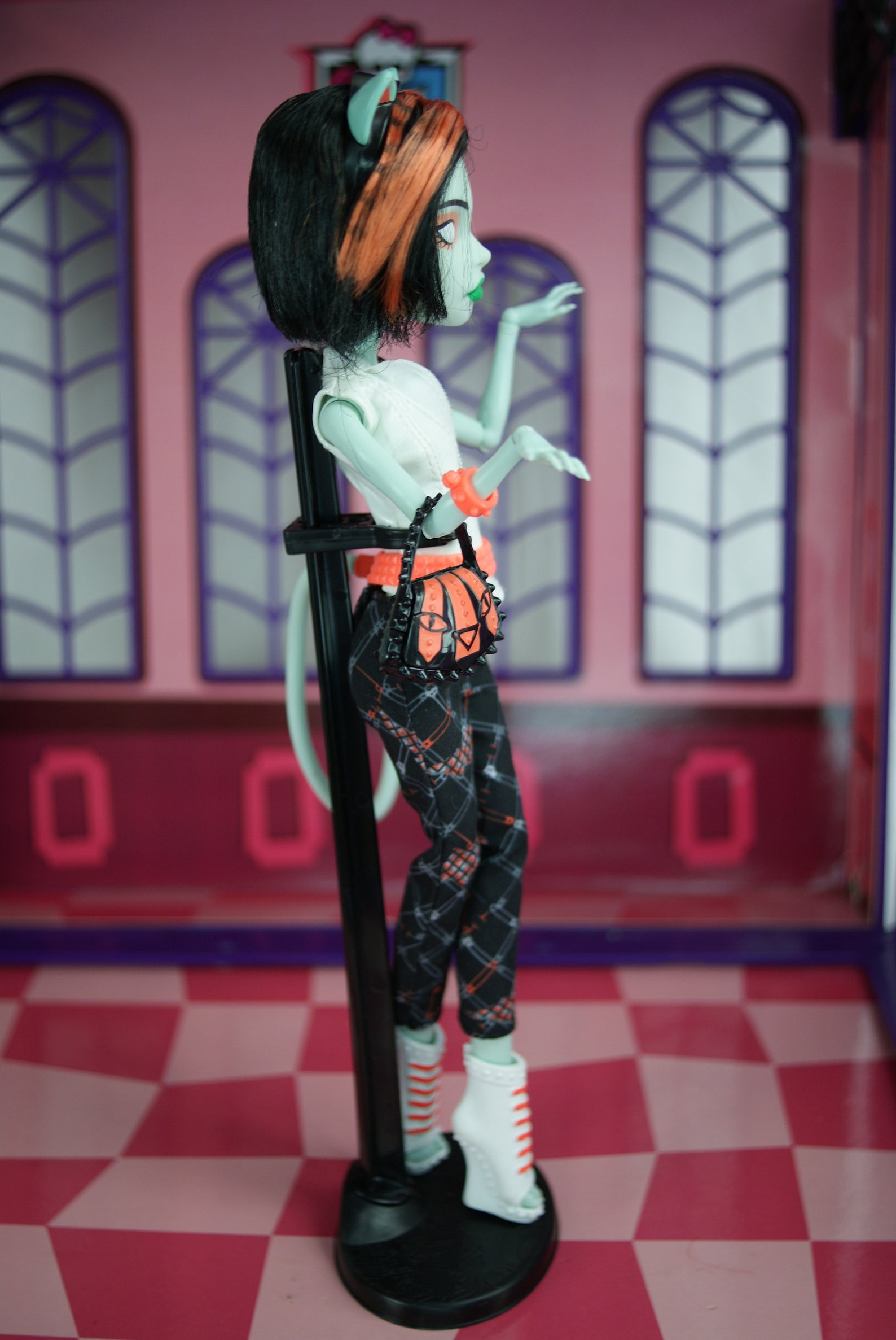 Monster High Freaky Fusion Fusion Inspired Ghouls Scarah Screams Doll ...