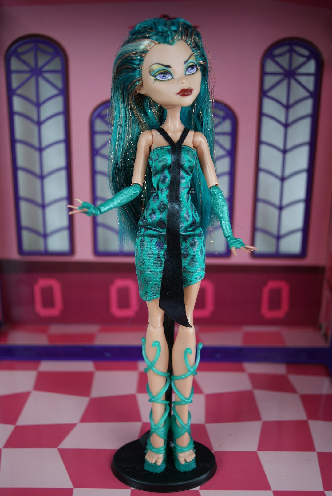 Monster High Boo York Boo York City Schemes Nefera De Nile Doll 2014 3 ...