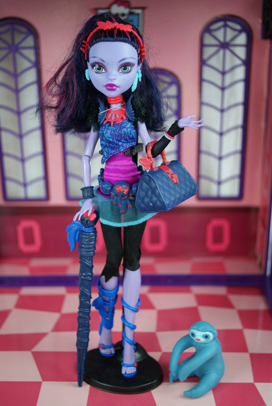 Monster High Jane Boolittle Doll and Pet Sloth Needles Mattel 2013 #20 ...