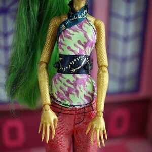 Monster High Jinafire Long New Scaremester Doll Mattel 2013 18 - Etsy