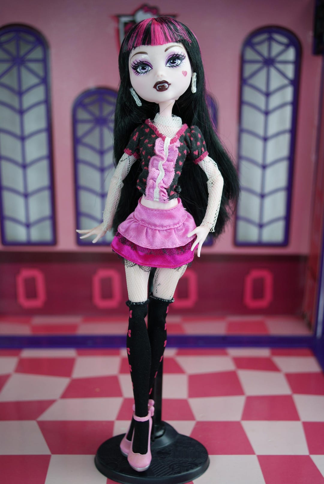 Monster High Draculaura First Wave 1 Basic Original Doll in Day at the ...