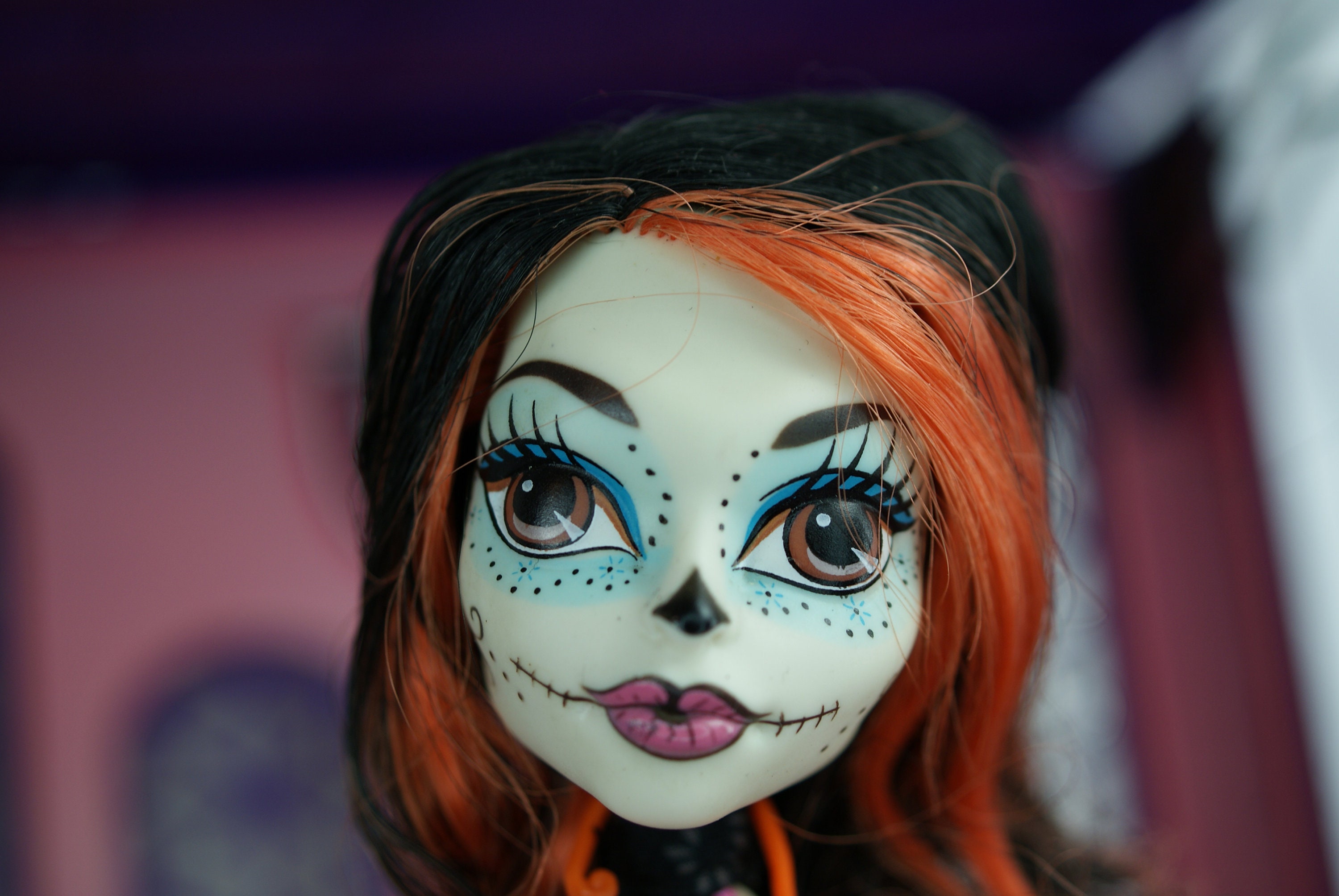 Monster High Doll Face Painting