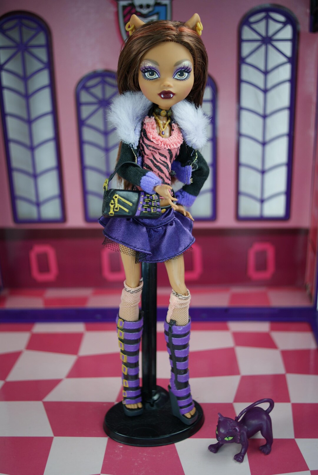 Monster High Clawdeen First Wave Signature Series Original Doll and Her ...