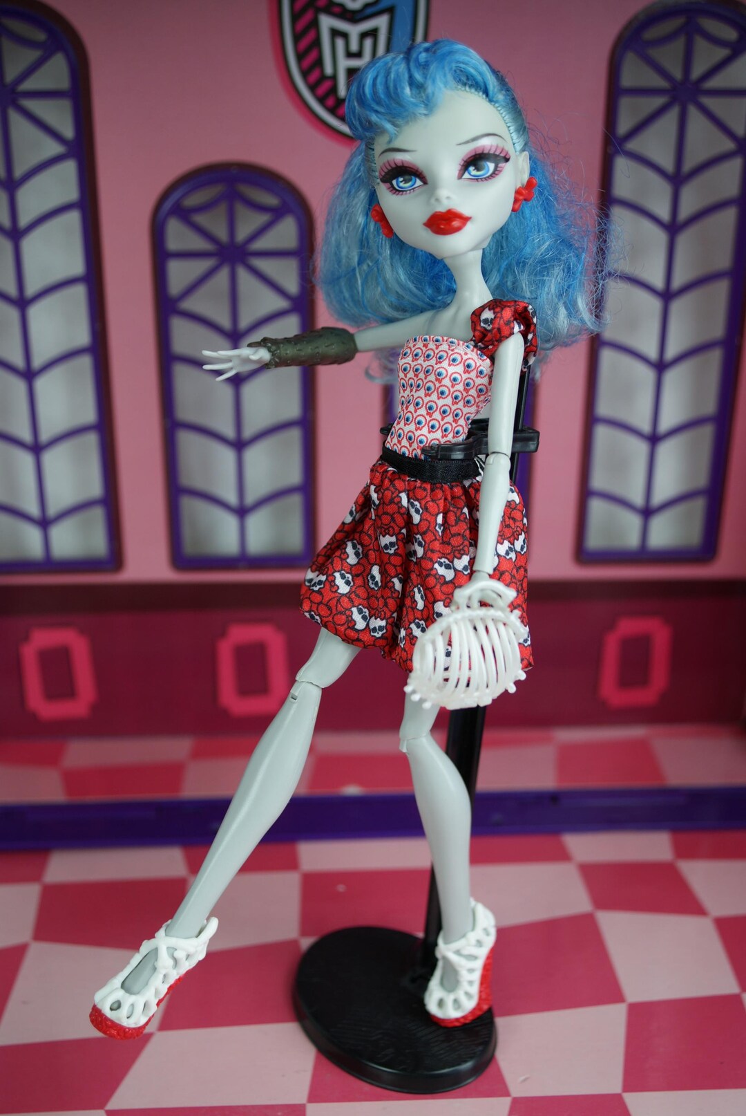 Monster High Dot Dead Gorgeous Ghoulia Yelps Doll Mattel 2012 #1 - Etsy