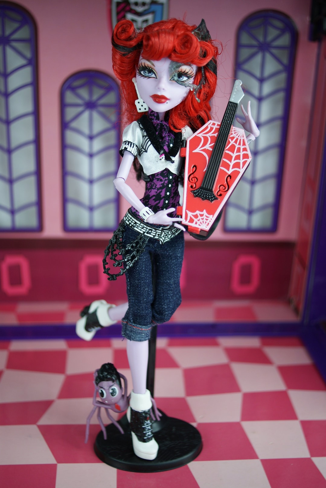 Monster High Basic Signature Wave 3 Operetta Phantom Doll and Pet ...
