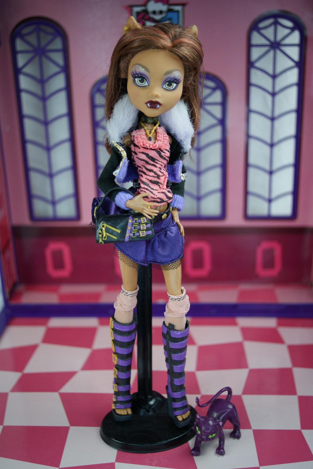 Monster High Clawdeen First Wave Signature Series Original Doll and Her ...