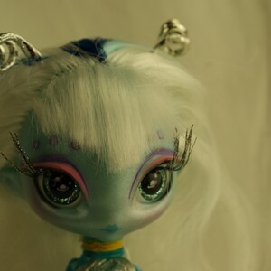 Novi Stars Una Verse Doll and Pet Molecule MGA Entertainment 2012 #1 - Etsy