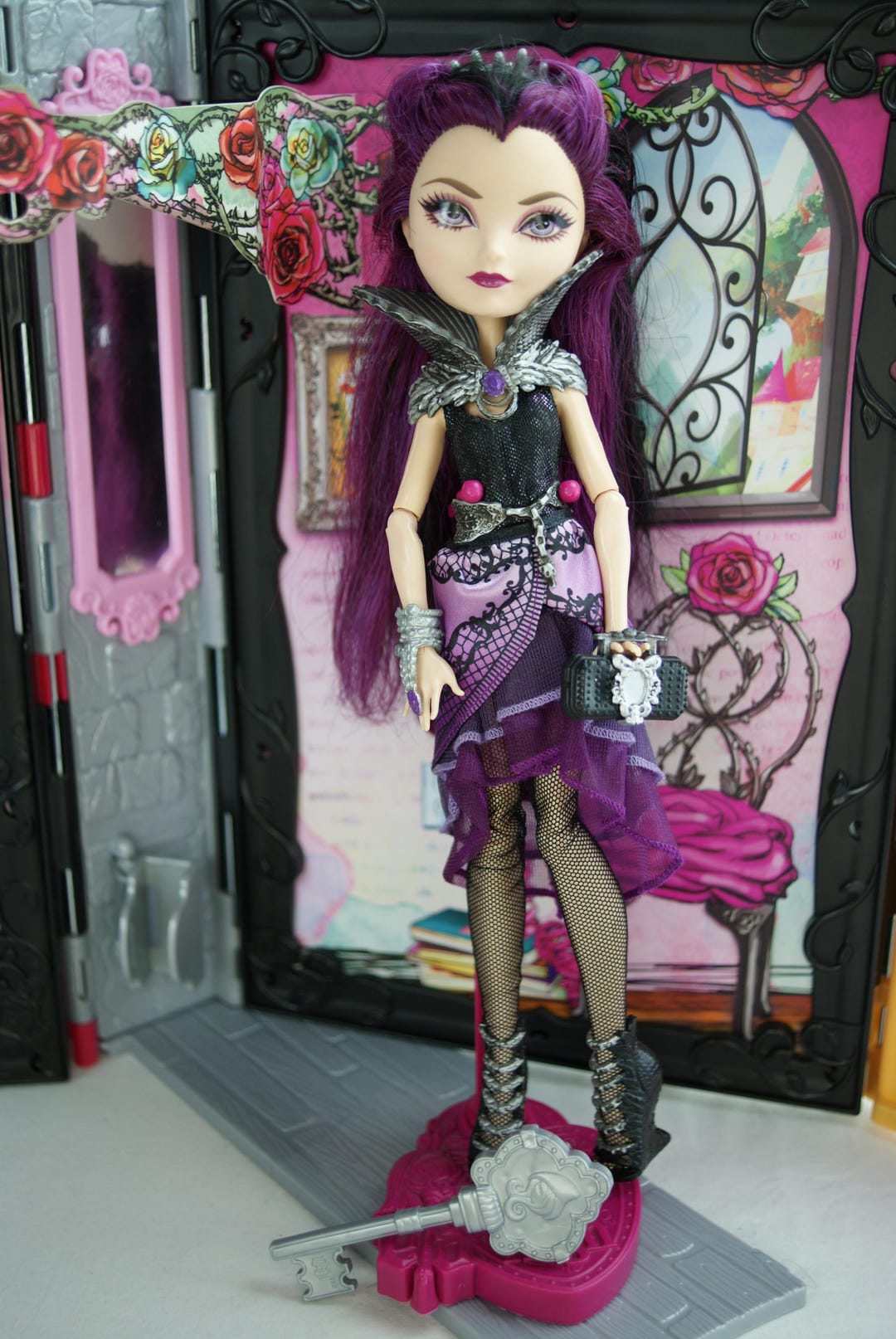 Ever After High Core Royals and Rebels Wave 1 First Chapter Raven Queen ...