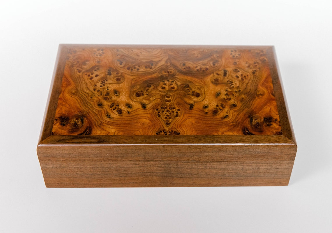 Hand Crafted Walnut and Carpathian Elm Burl Box - Etsy