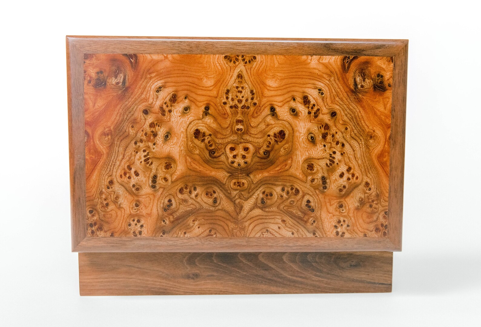 Hand Crafted Walnut and Carpathian Elm Burl Box - Etsy