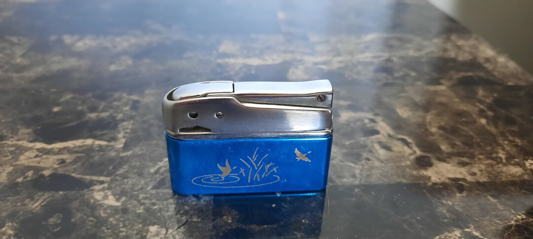 Duck Scene- Vintage Sunflower Lighter - Etsy