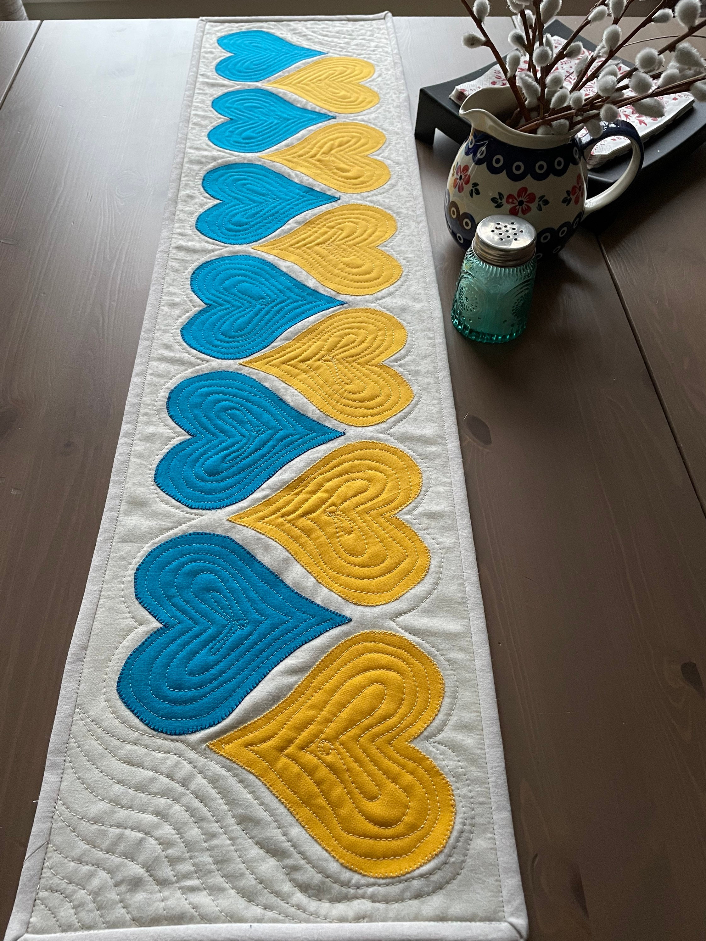 Ukrainian Heart Table Runner Digital Quilting Pattern, Blue and Yellow ...