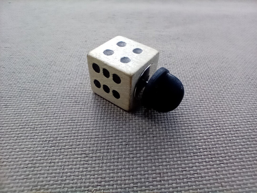 Wooden Dice Pin,dice Pin,gambling Pin,game Pin,gaming Pin,dnd,dungeons ...