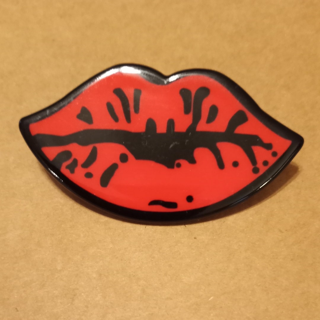 Lips Pin,lip Pin,kissing Pin,kissing,kisses,kiss Pin,fashion Pin ...