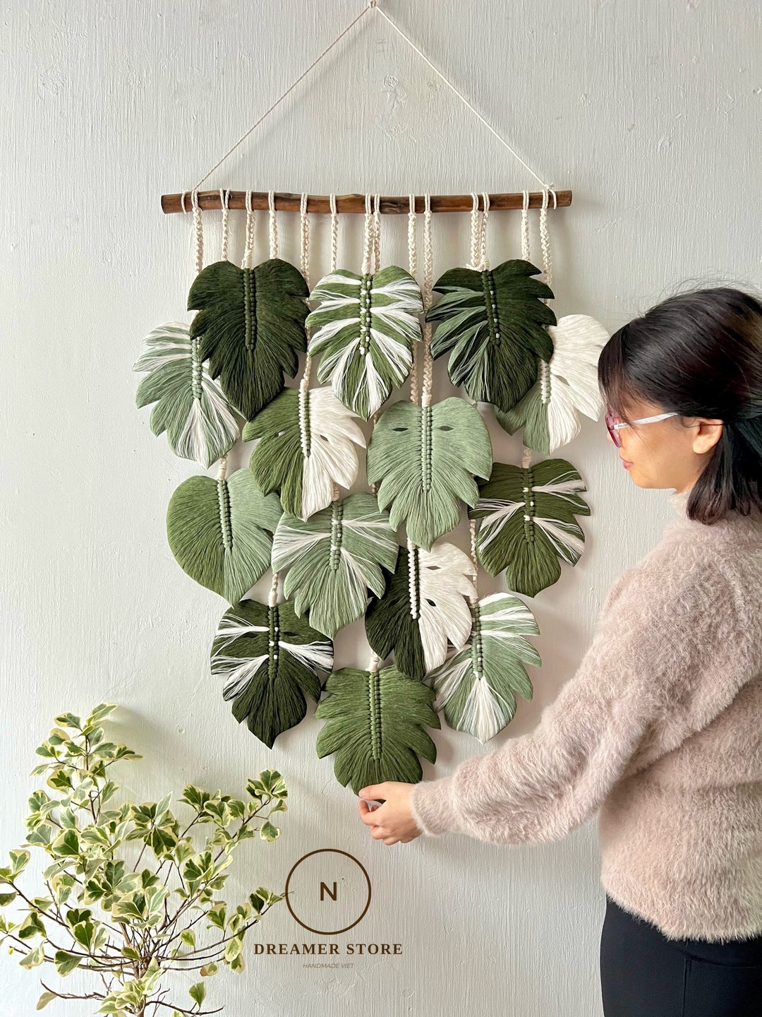 Monstera Leaf Wall Hanging Macrame, Large Leaf Macrame Wall Art ...
