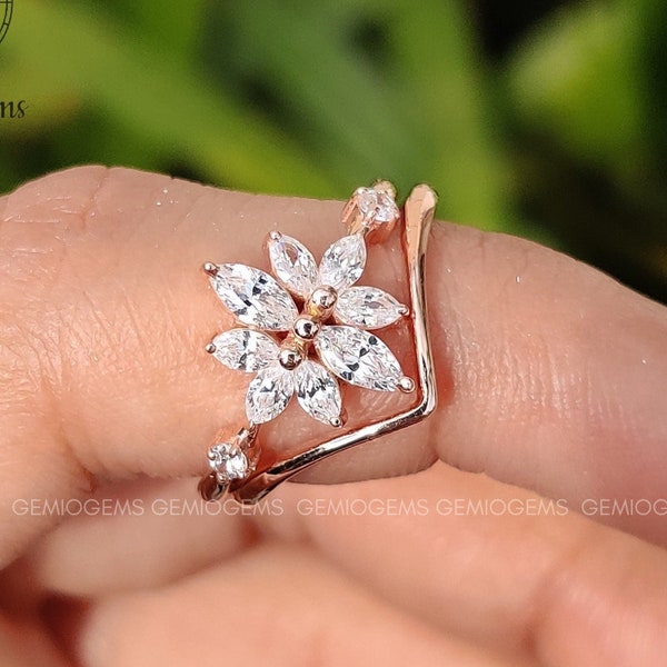 Flower Engagement Ring - Etsy