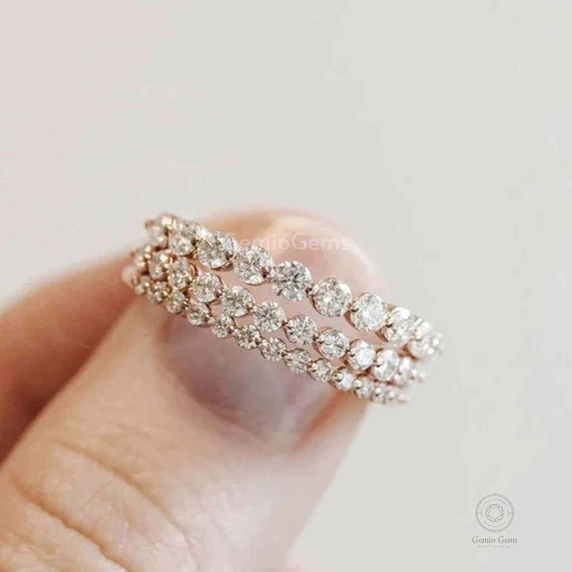 ON SALE 14K Solid Gold Single Prong Band - Etsy