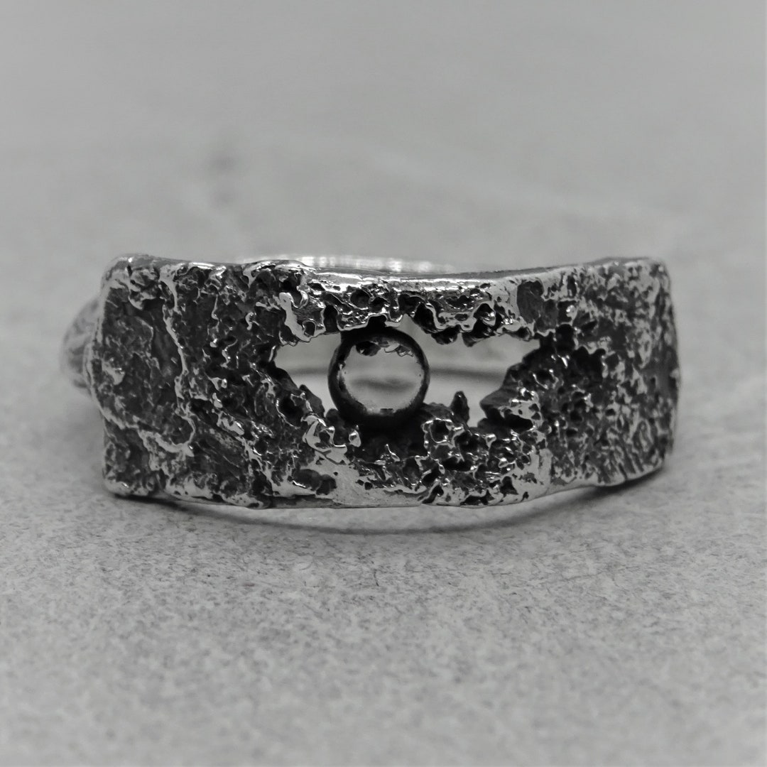 SILVER PEARL Ring With Volcanic Sulfur Oxidation - Nature Ring ...