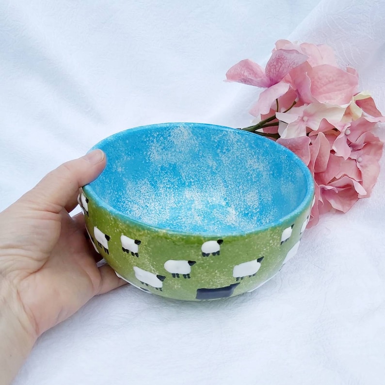 Hand Painted Sheep Bowl: Farmhouse Cereal Bowl, Highland Design - Etsy UK