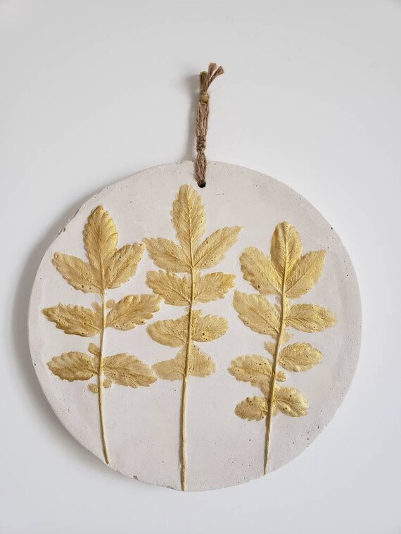 Round Plant Table - Etsy